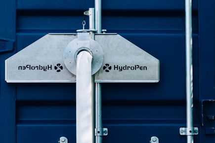 VIKING HYDROPEN Container Firefighting System – A.P. MOLLER-MAERSK ...